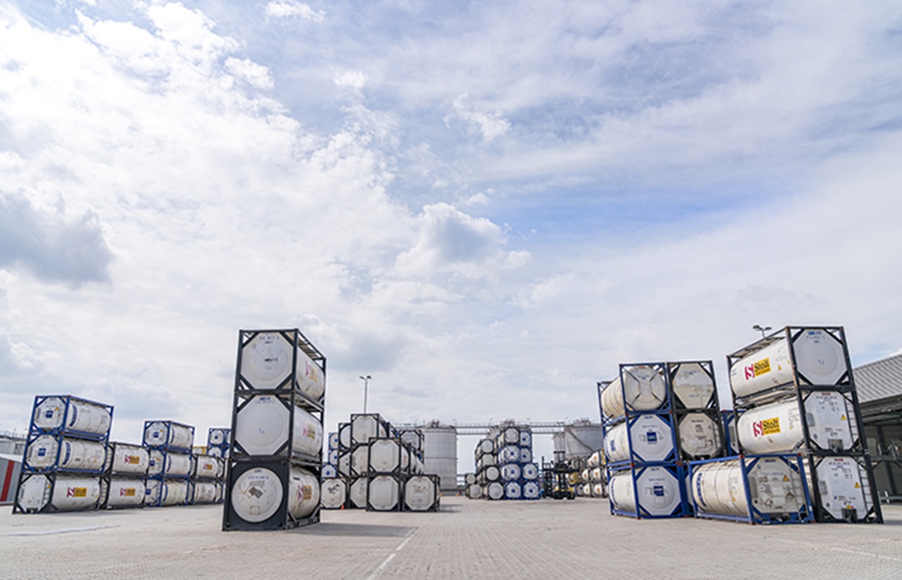 Stolt Container Terminal Moerdijk B.V. The Netherlands | Stolt Tank ...